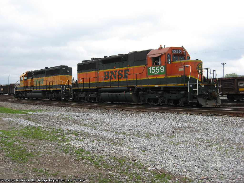 BNSF 1559